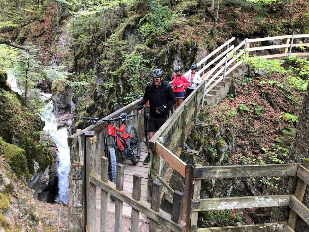 E-Bike Touren im idyllischen Brandnertal - singlereisen.de