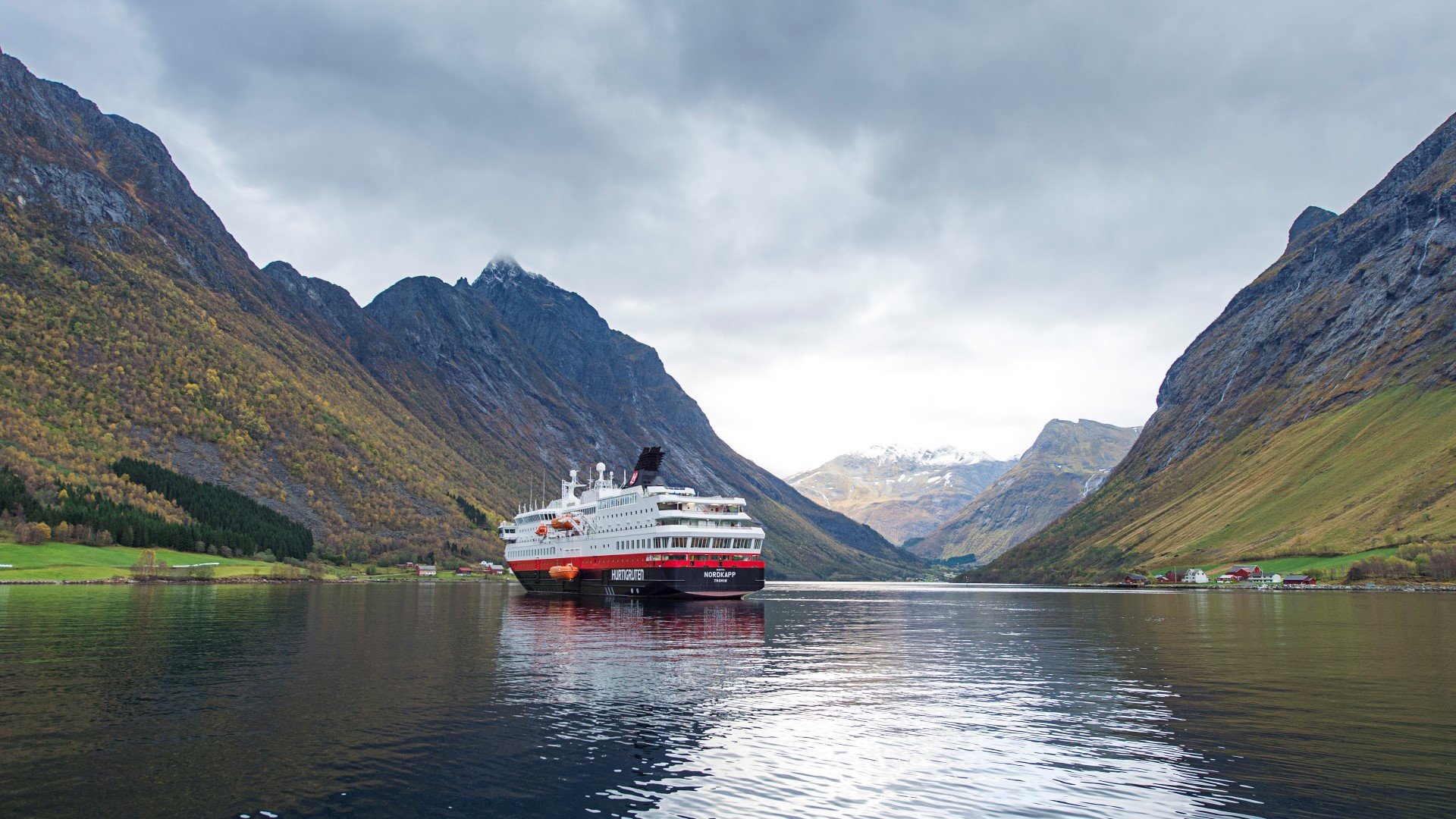 Hurtigruten Schiffsreise zu Ostern für Single - singlereisen.de